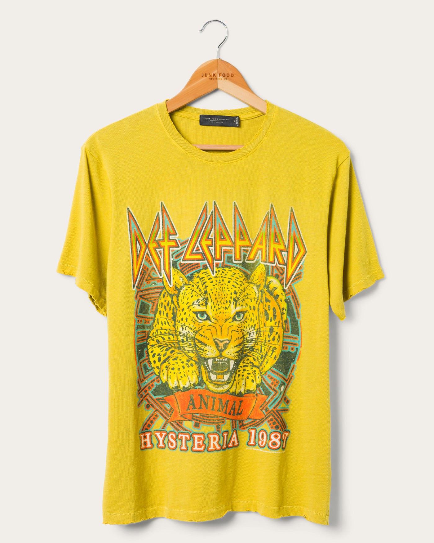 Def Leppard Animal Vintage Tee – Junk Food Clothing